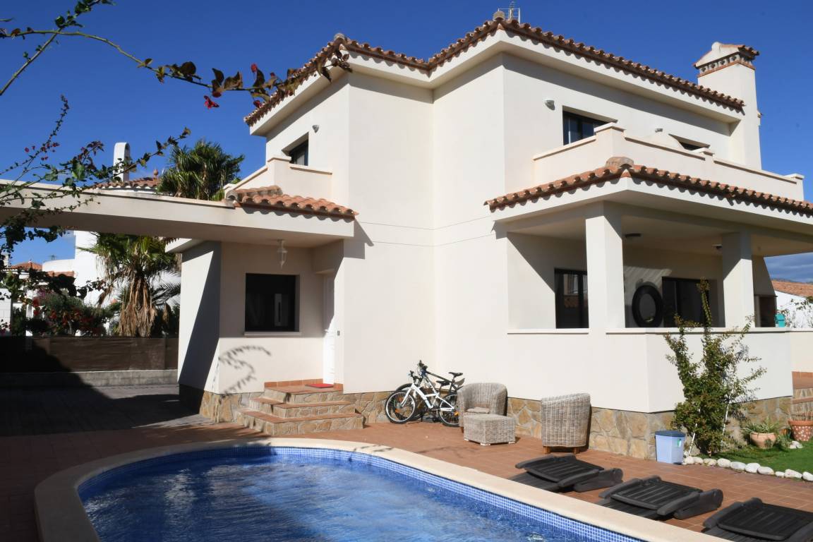 140 M² Villa ∙ 3 Schlafzimmer ∙ 6 Gäste - L’Ametlla de Mar