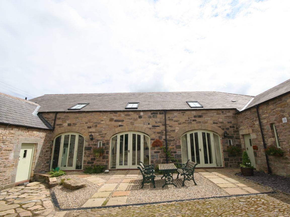 Cottage ∙ 6 Bedrooms ∙ 12 Guests - Haltwhistle