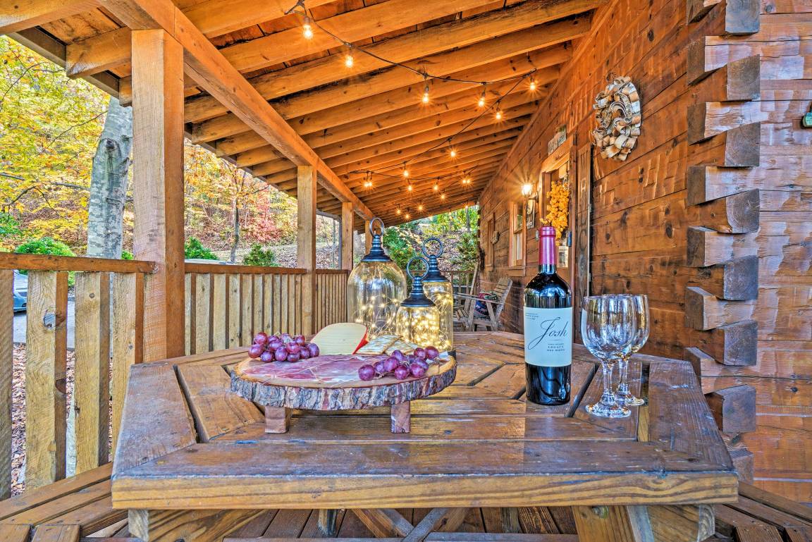 183 M² House ∙ 3 Bedrooms ∙ 12 Guests - Pigeon Forge, TN