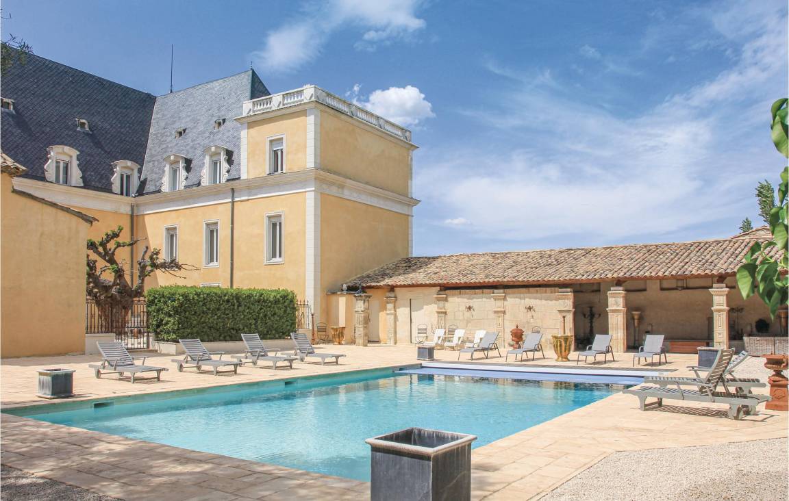 640 M² Ferienhaus ∙ 8 Schlafzimmer ∙ 20 Gäste - Bagnols-sur-Cèze