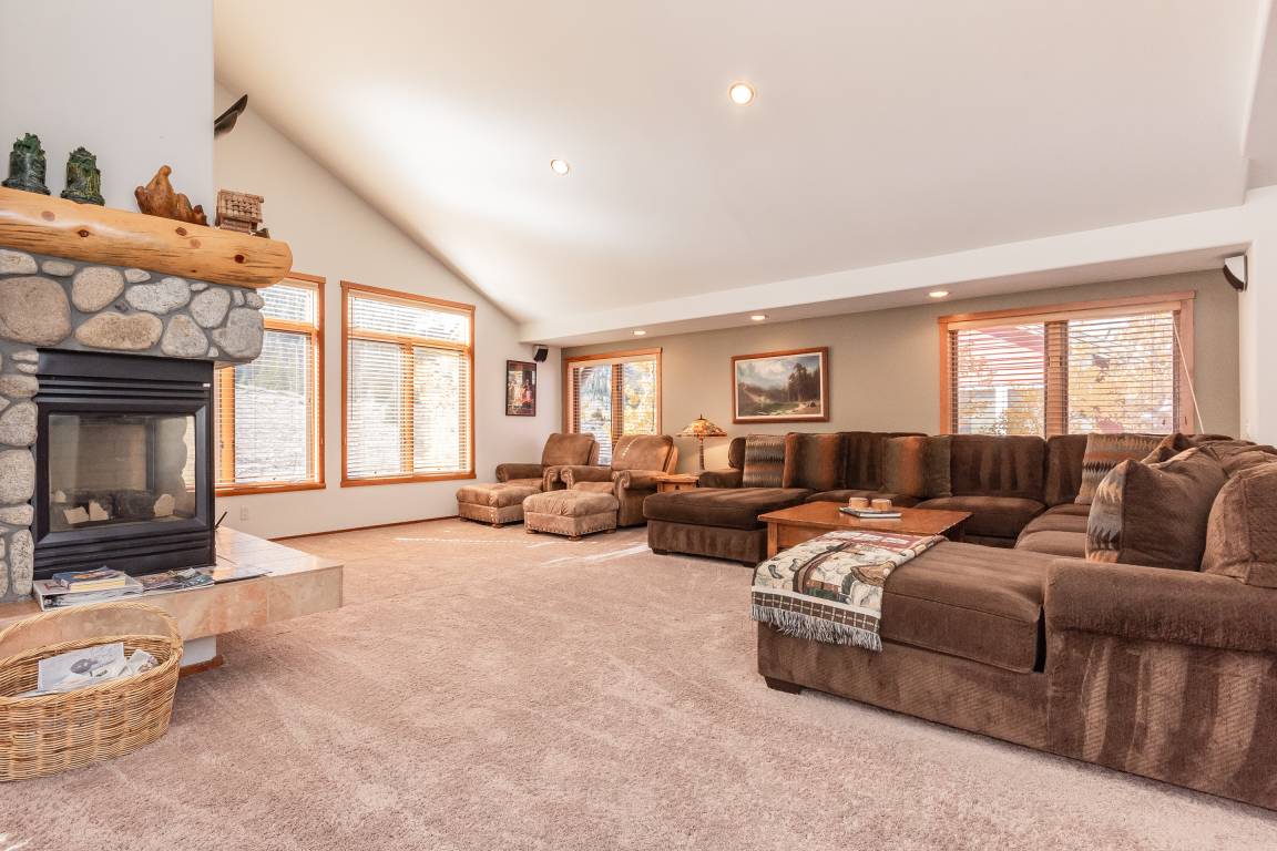 221 M² House ∙ 4 Bedrooms ∙ 10 Guests - Mammoth Mountain, CA