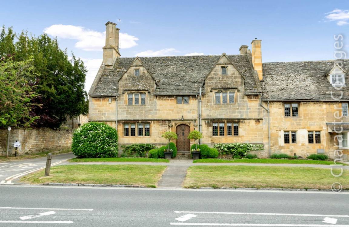 Cottage ∙ 3 Bedrooms ∙ 6 Guests - Broadway