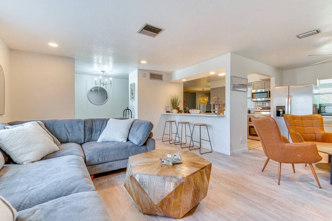 199 M² House ∙ 4 Bedrooms ∙ 10 Guests - Melbourne Beach, FL