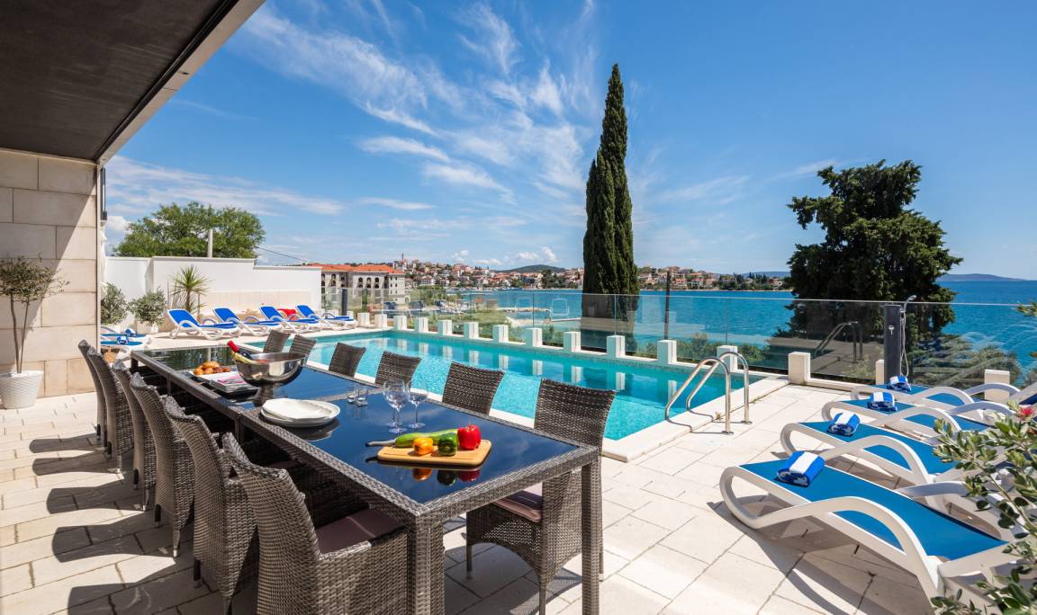 320 M² Villa ∙ 8 Schlafzimmer ∙ 14 Gäste - Seget Vranjica