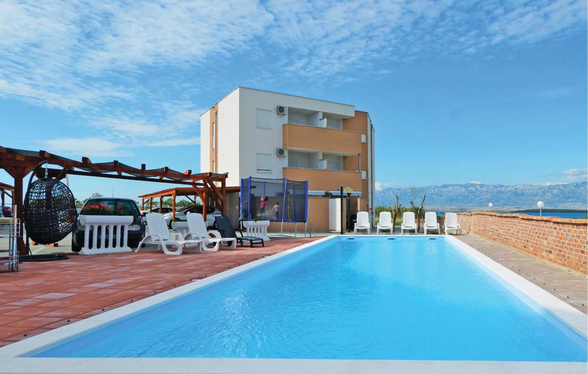 60 M² Apartment ∙ 2 Bedrooms ∙ 4 Guests - Privlaka