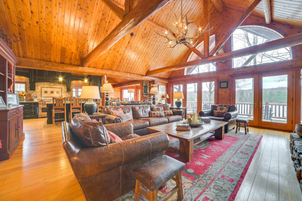 371 M² House ∙ 4 Bedrooms ∙ 8 Guests - Mullett Lake, MI