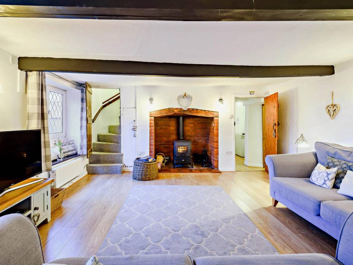 Cottage ∙ 4 Bedrooms ∙ 5 Guests - Sheringham