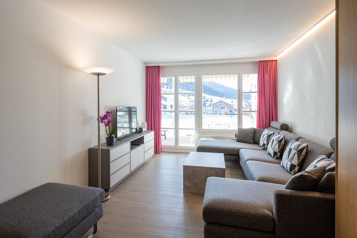 110 M² Apartment ∙ 3 Bedrooms ∙ 8 Guests - Klosters-Serneus