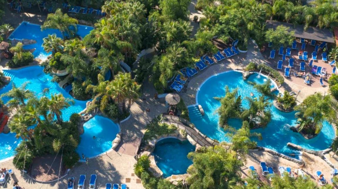 30 M² Camping ∙ 2 Chambres ∙ 4 Personnes - Salou