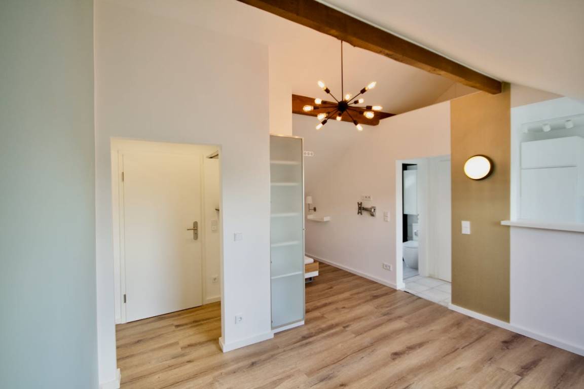 34 M² Ferienwohnung ∙ 1 Gast - Neuss