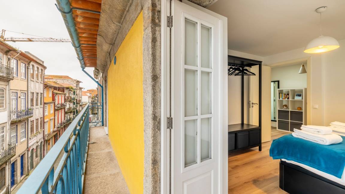 120 M² House ∙ 3 Bedrooms ∙ 8 Guests - Porto