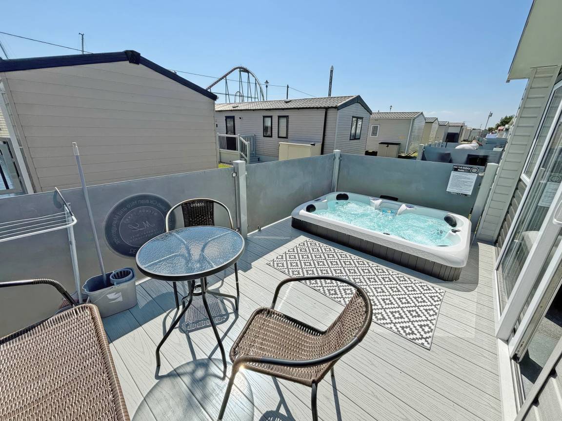 Cottage ∙ 3 Bedrooms ∙ 8 Guests - Anderby Creek