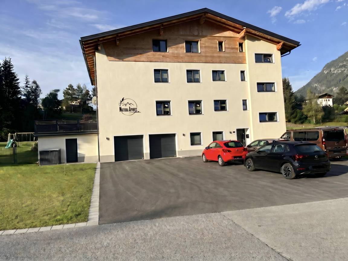75 M² Ferienwohnung ∙ 2 Schlafzimmer ∙ 4 Gäste - Stanzach