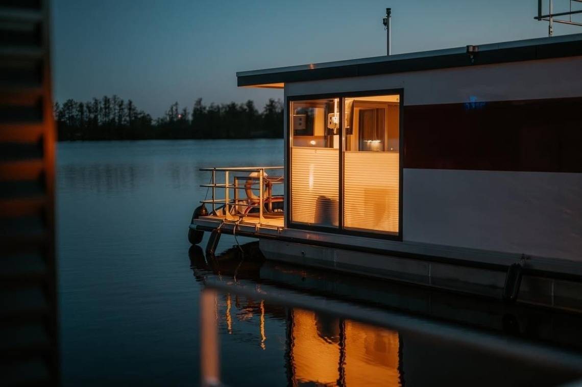 35 M² Hausboot ∙ 1 Schlafzimmer ∙ 3 Gäste - Zehdenick