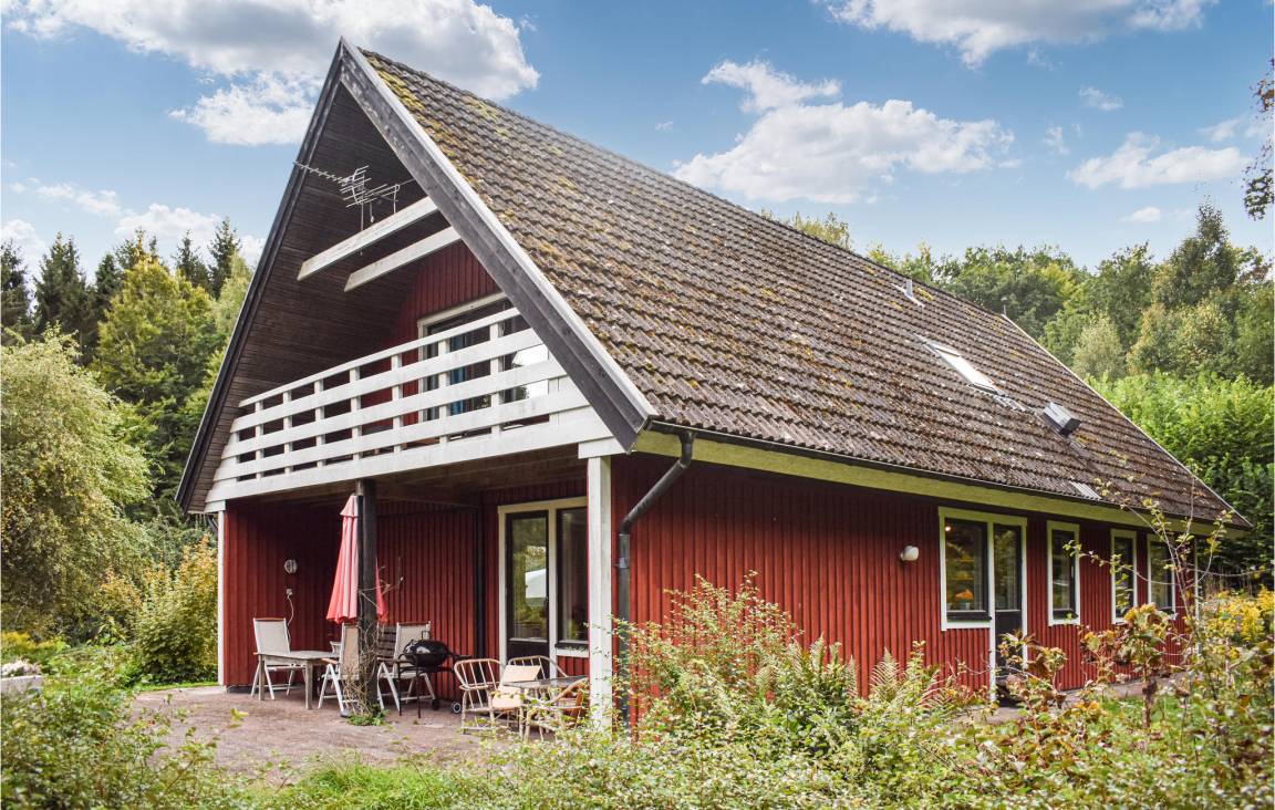 200 M² Hus ∙ 4 Sovrum ∙ 6 Gäster - Olofström