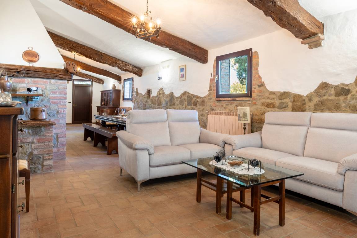 200 M² Villa ∙ 4 Bedrooms ∙ 8 Guests - Montepulciano