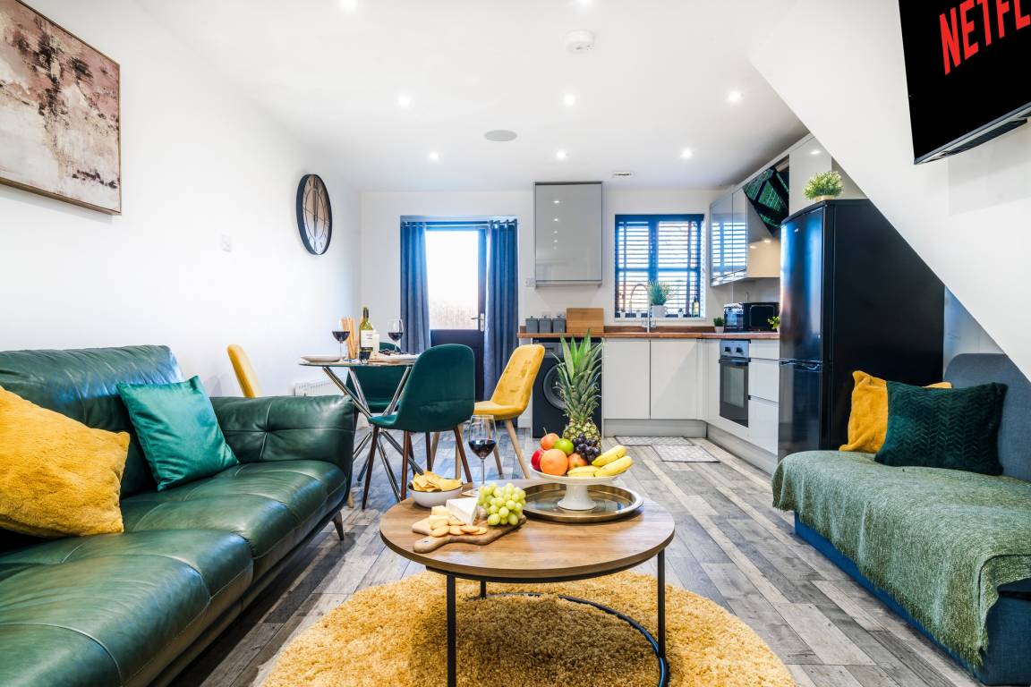 House ∙ 2 Bedrooms ∙ 5 Guests - Nottingham