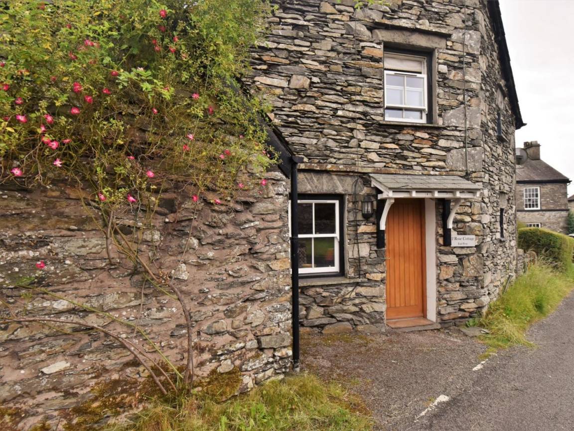 Cottage ∙ 2 Bedrooms ∙ 3 Guests - Newby Bridge