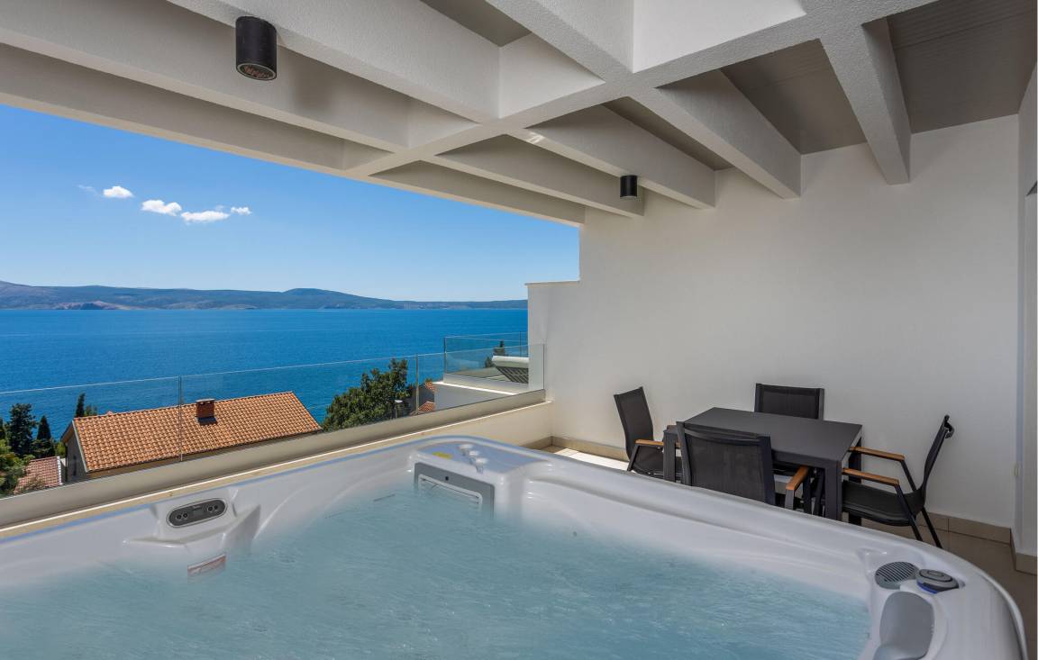 98 M² Appartement ∙ 3 Slaapkamers ∙ 6 Gasten - Novi Vinodolski