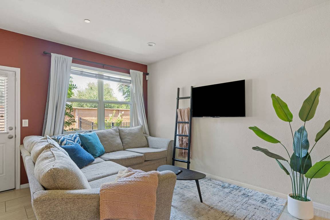 Apartment ∙ 3 Bedrooms ∙ 6 Guests - Round Rock, TX