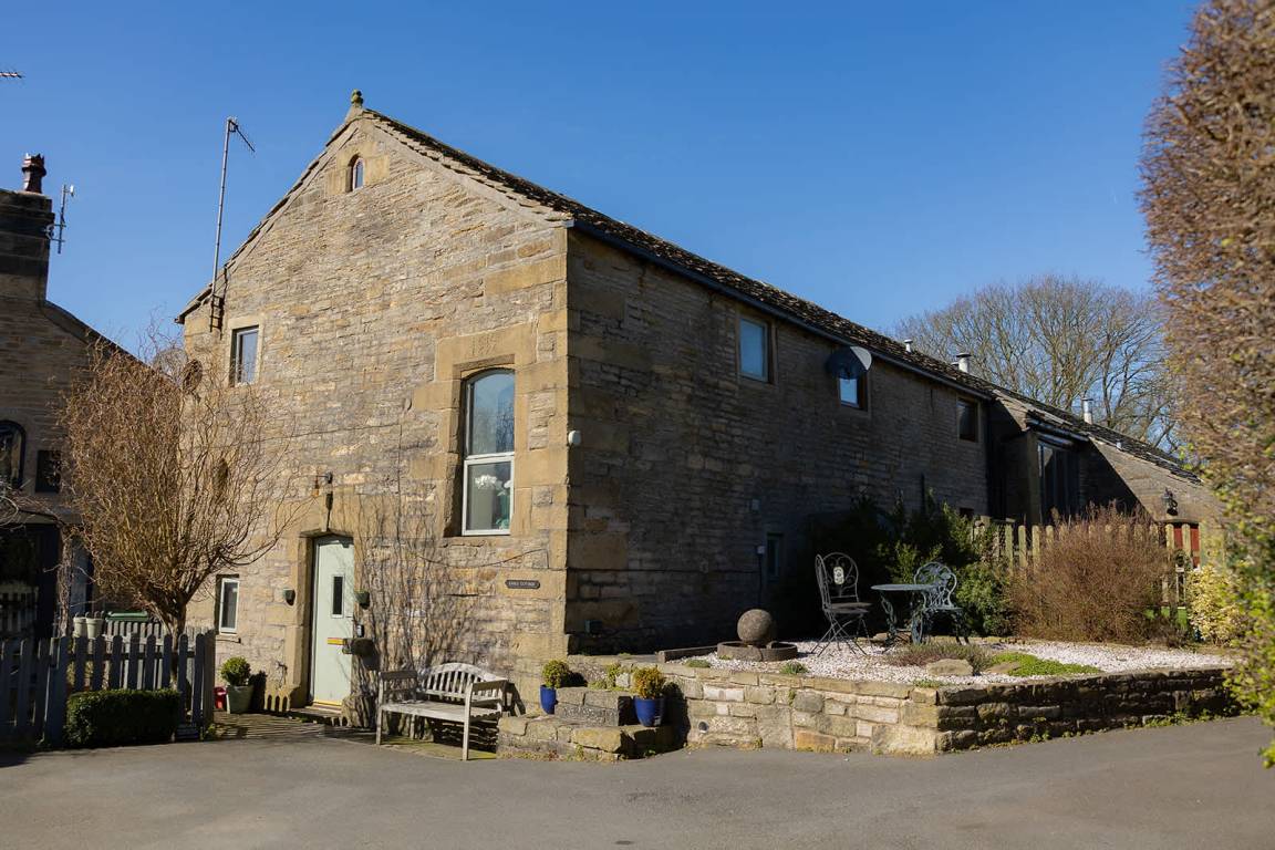 House ∙ 1 Bedroom ∙ 2 Guests - Holmfirth