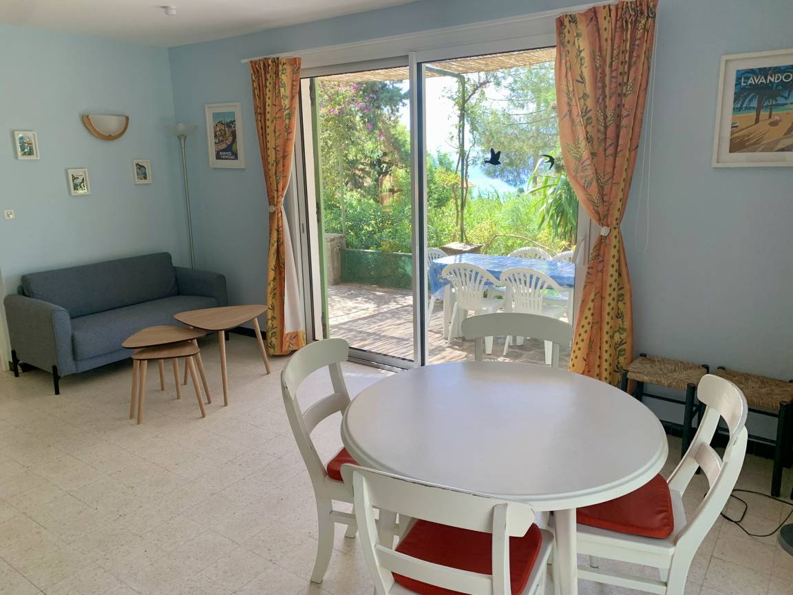 Villa ∙ 2 Bedrooms ∙ 5 Guests - Hyères