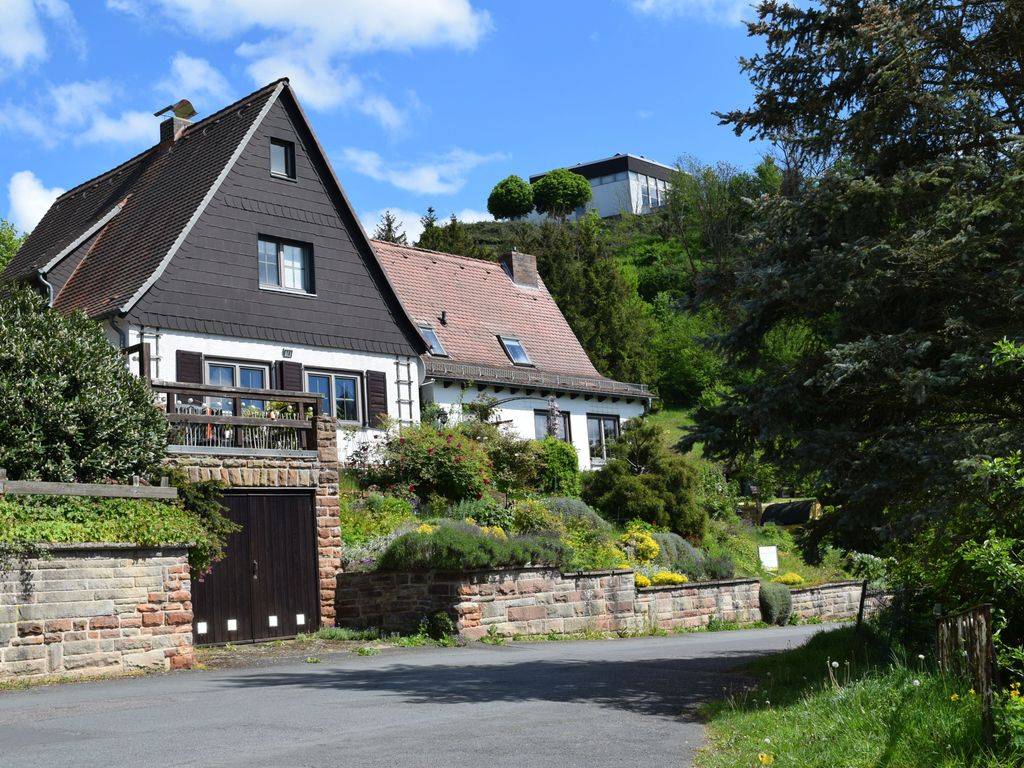 62 M² Ferienwohnung ∙ 1 Schlafzimmer ∙ 2 Gäste - Waldeck