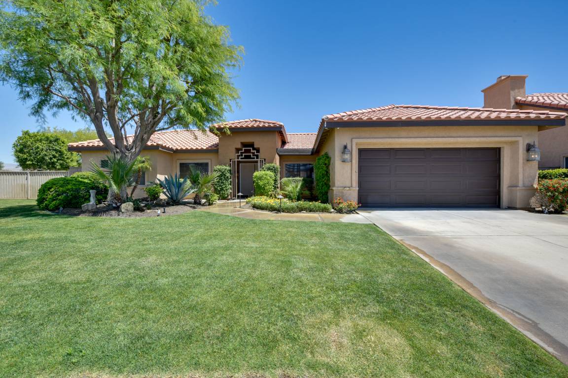 188 M² House ∙ 3 Bedrooms ∙ 6 Guests - Palm Desert, CA