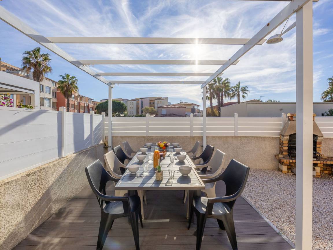 70 M² Maison De Vacances ∙ 3 Chambres ∙ 8 Personnes - Agde