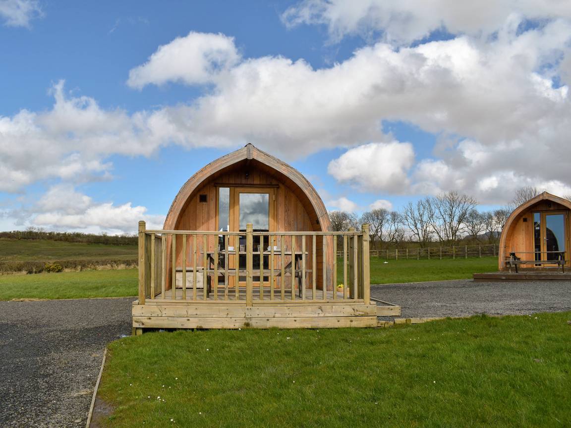 Cottage ∙ 2 Bedrooms ∙ 5 Guests - Ravenglass