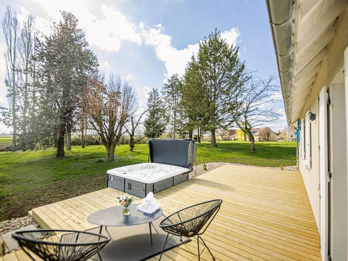 80 M² Cottage ∙ 1 Chambre ∙ 2 Personnes - Saint-Pourçain-sur-Sioule