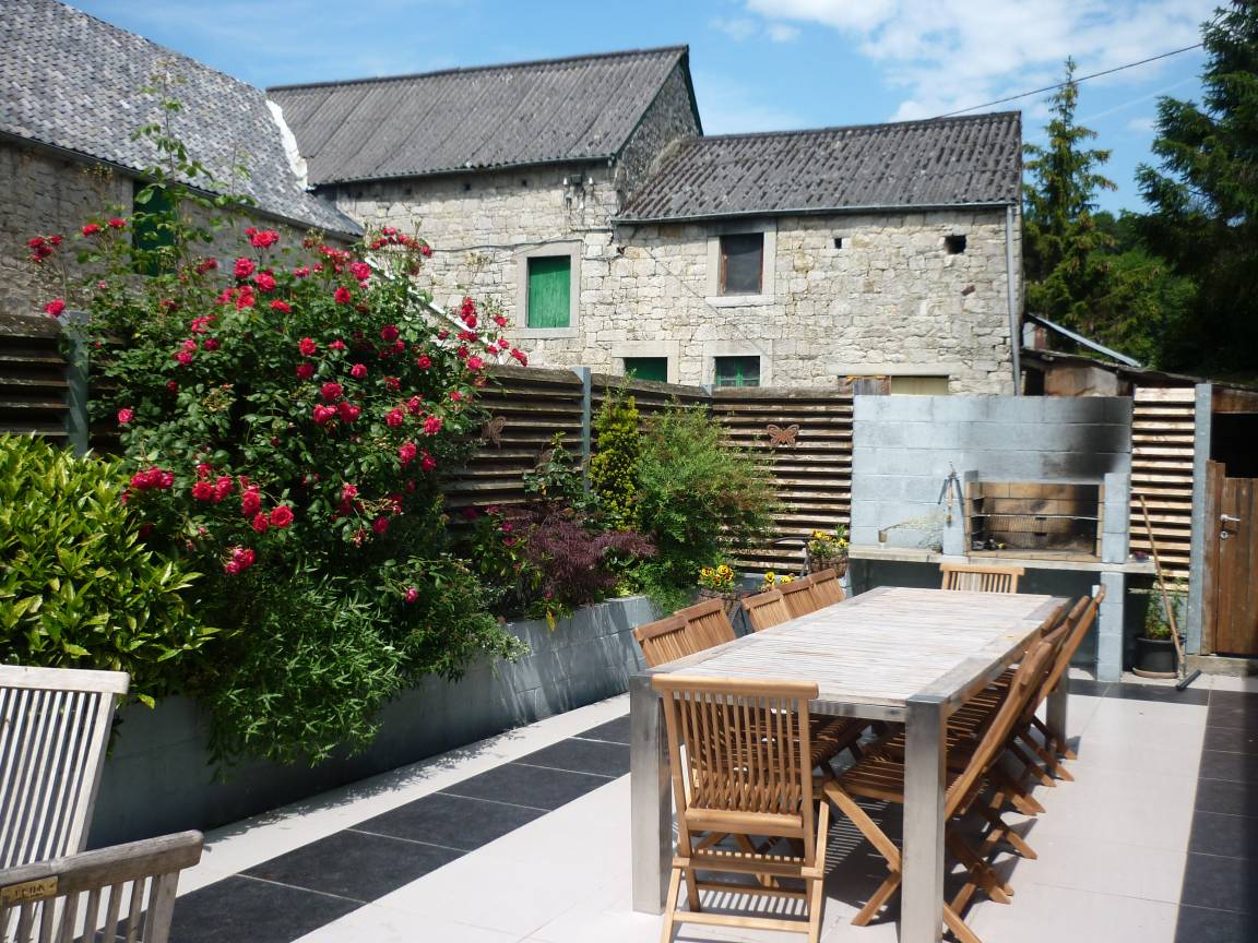 244 M² Huis ∙ 5 Slaapkamers ∙ 14 Gasten - Aywaille