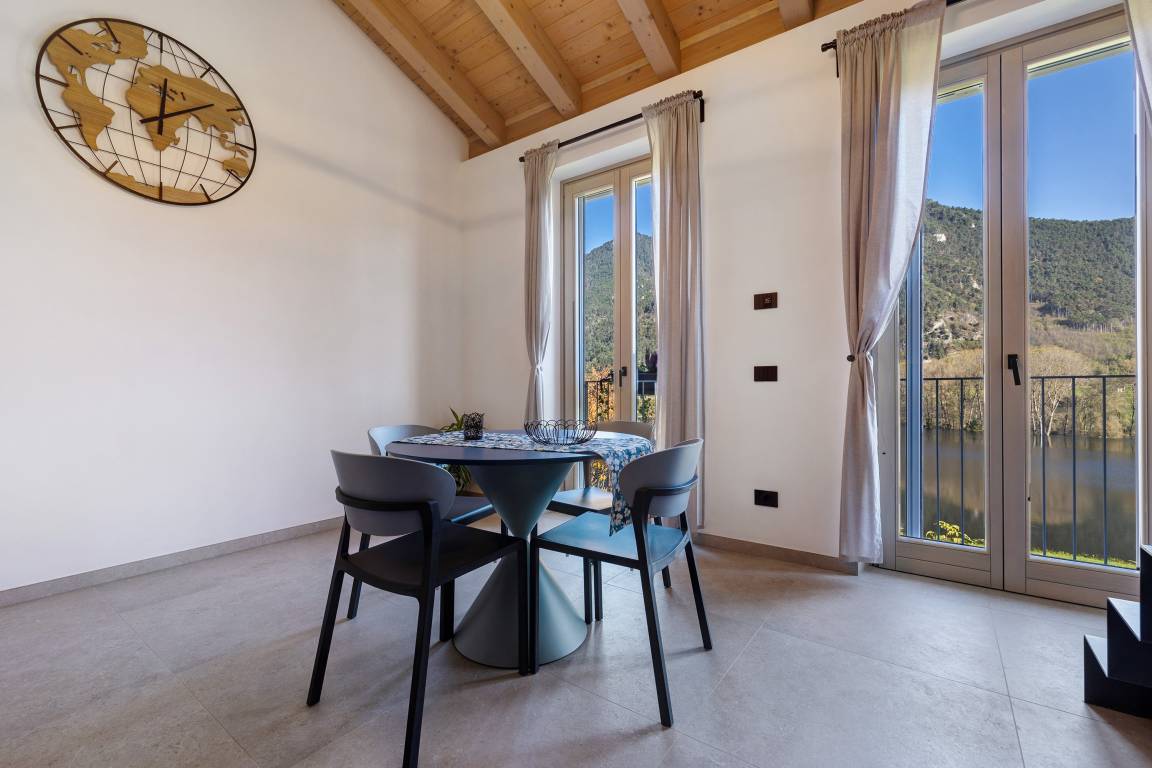 70 M² House ∙ 2 Bedrooms ∙ 4 Guests - Malcesine