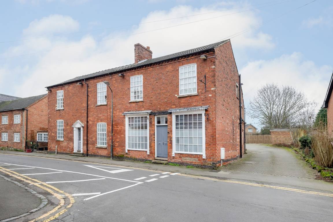 코티지 (자연 속의 작은 별장) ∙ 침실 12개 ∙ 게스트 24명 - 더비