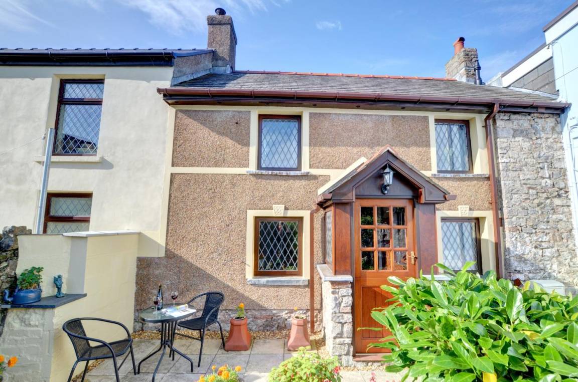 Cottage ∙ 2 Bedrooms ∙ 3 Guests - Porthcawl