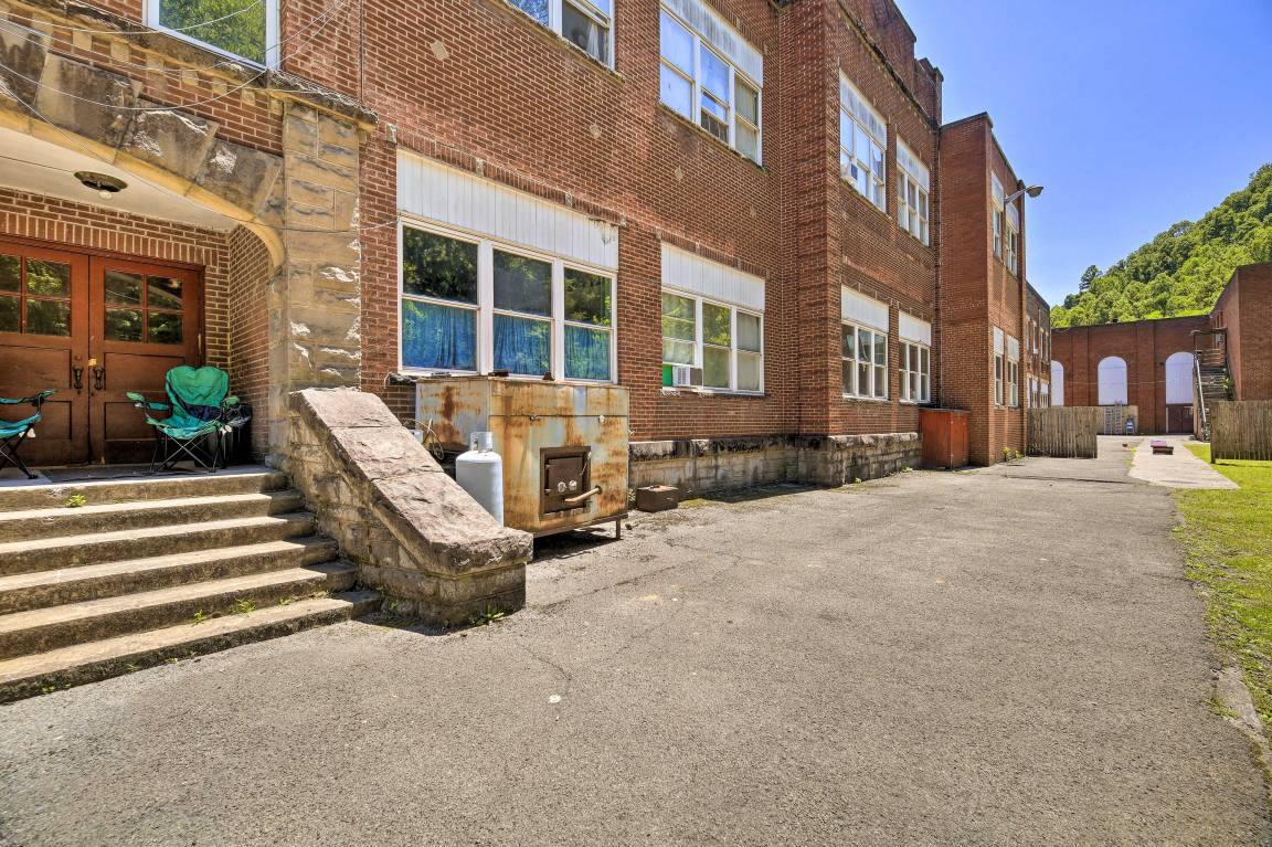 55 M² Apartment ∙ 7 Guests - West Virginia