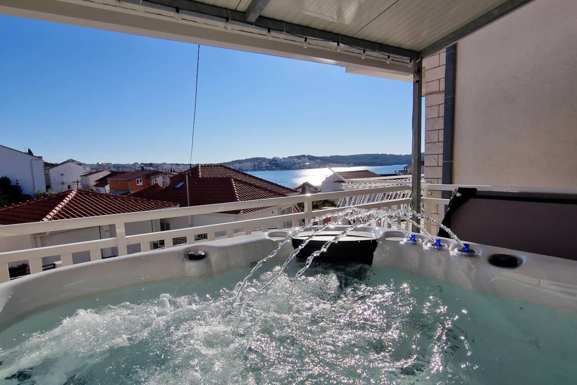 101 M² Appartement ∙ 3 Chambres ∙ 7 Personnes - Trogir