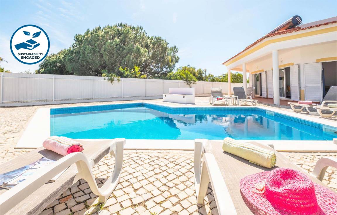 200 M² Villa ∙ 4 Habitaciones ∙ 12 Huéspedes - Albufeira