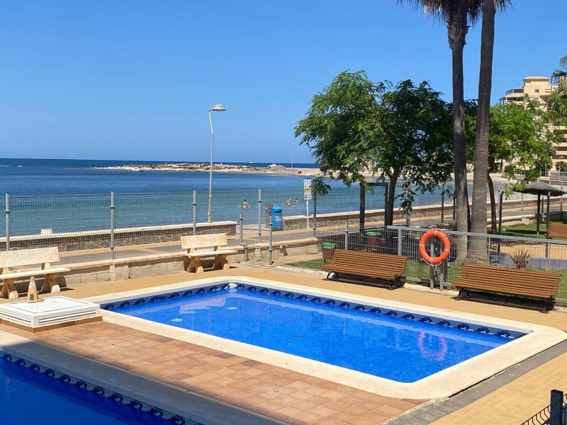60 M² Apartamento ∙ 2 Habitaciones ∙ 4 Huéspedes - Manga del Mar Menor