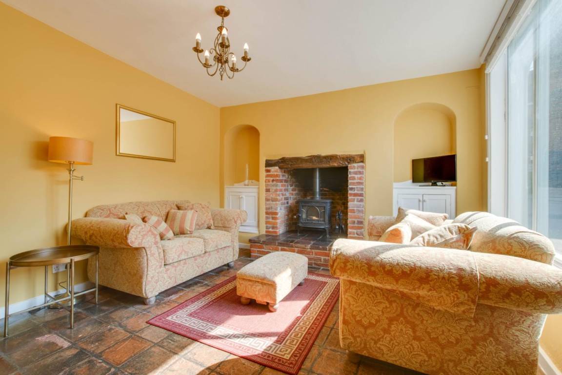 Cottage ∙ 2 Bedrooms ∙ 4 Guests - Diss