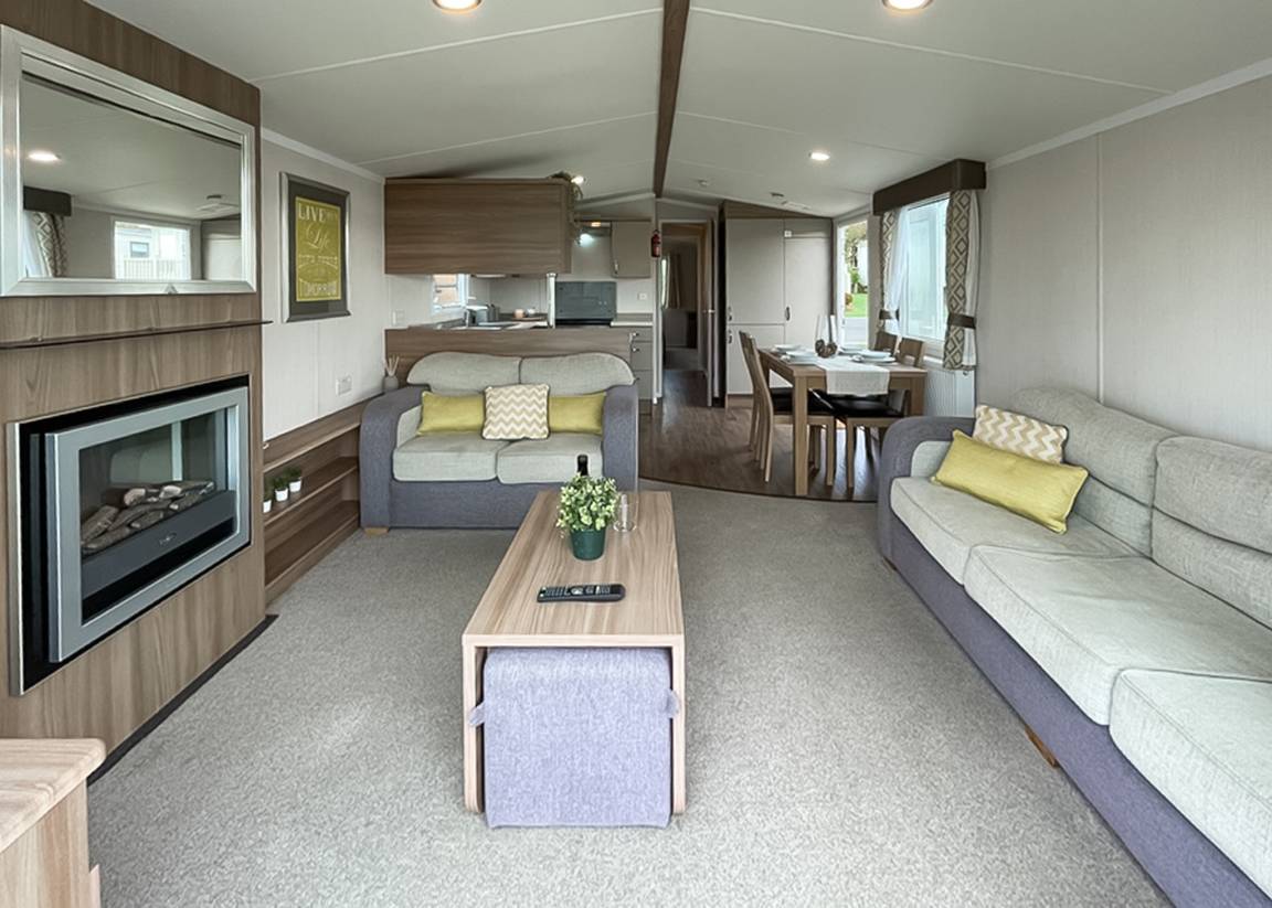 Caravan ∙ 2 Bedrooms ∙ 4 Guests - Wales