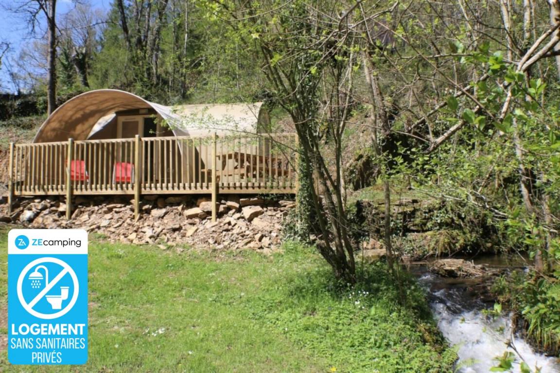 16 M² Camping ∙ 2 Chambres ∙ 4 Personnes - Cantal