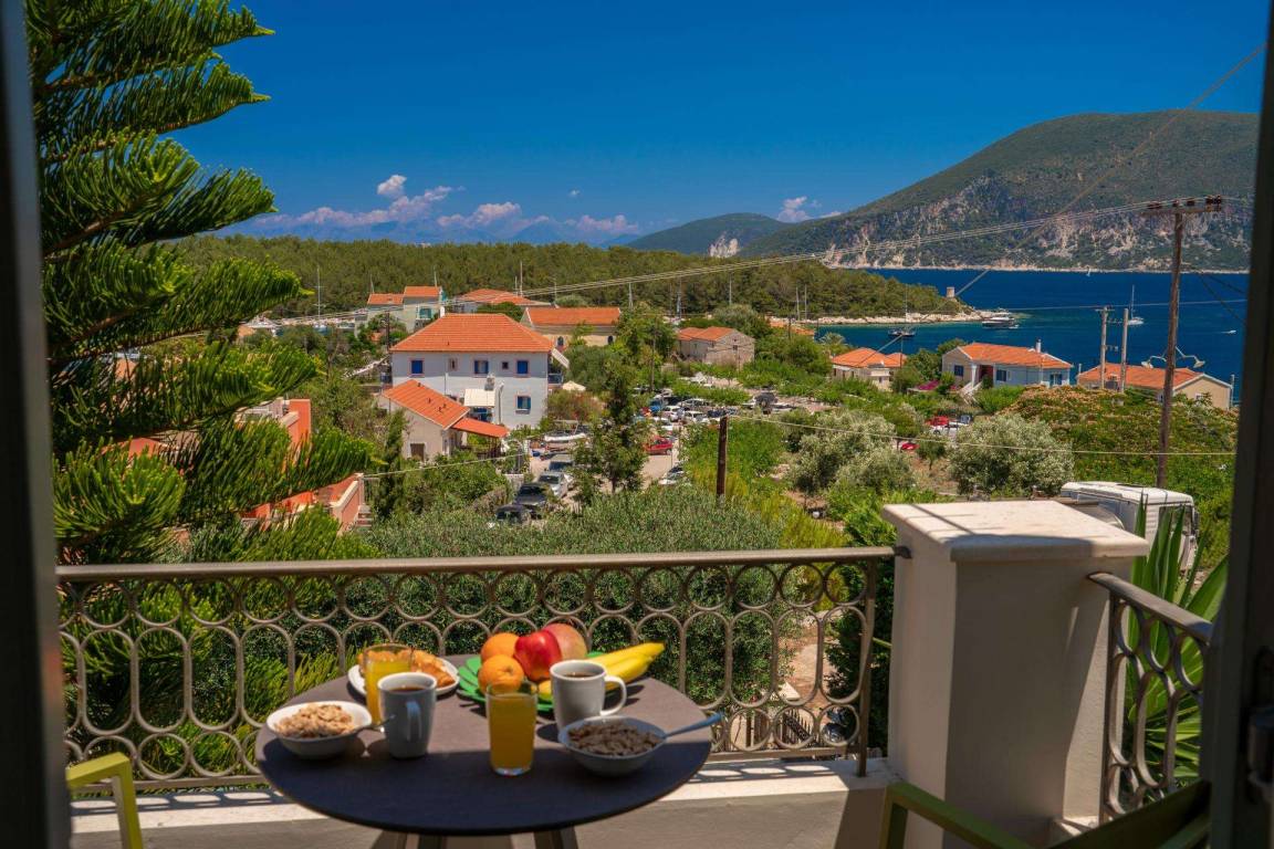 Villa ∙ 2 Bedrooms ∙ 4 Guests - Fiskardo