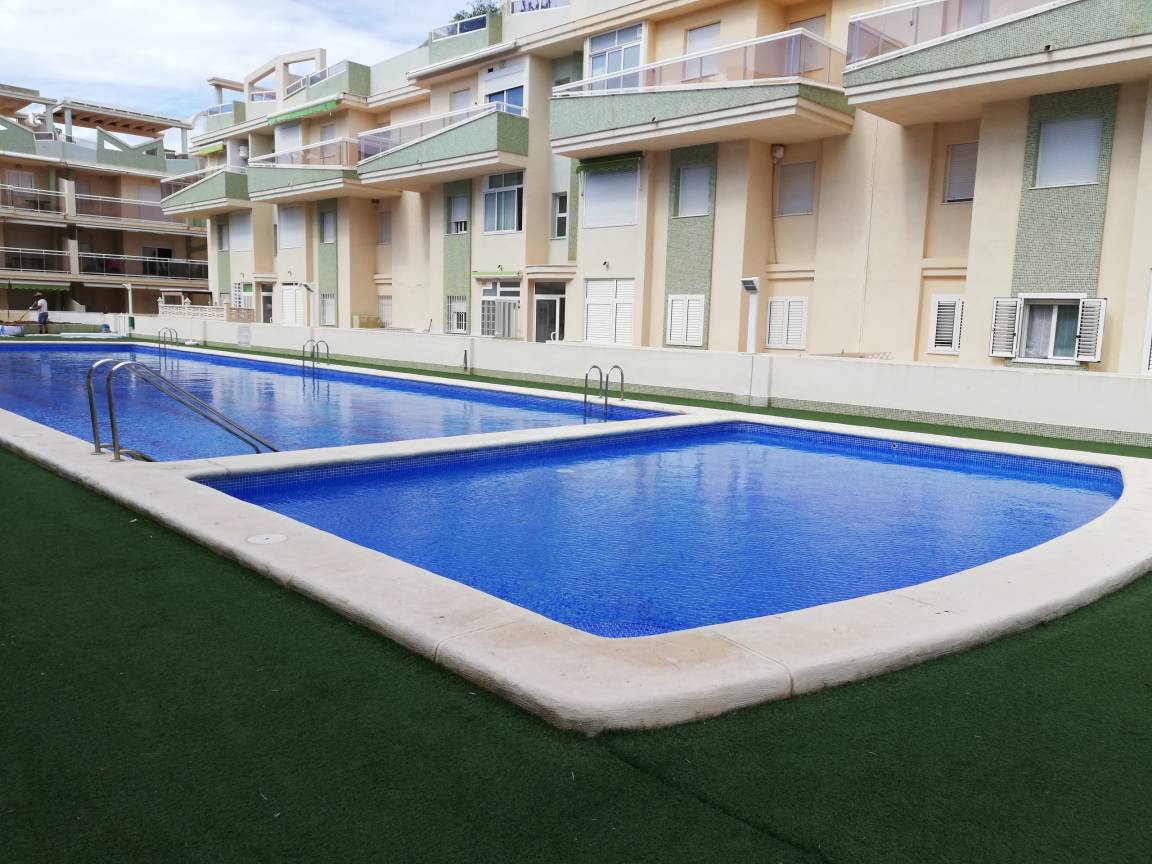 100 M² Huoneisto ∙ 3 Makuuhuonetta ∙ 6 Vierasta - Xeraco