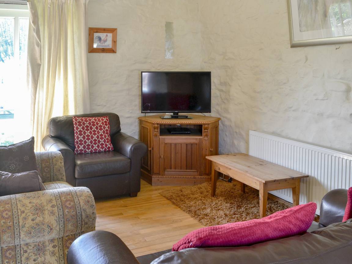 Cottage ∙ 2 Bedrooms ∙ 3 Guests - Featherstone Castle