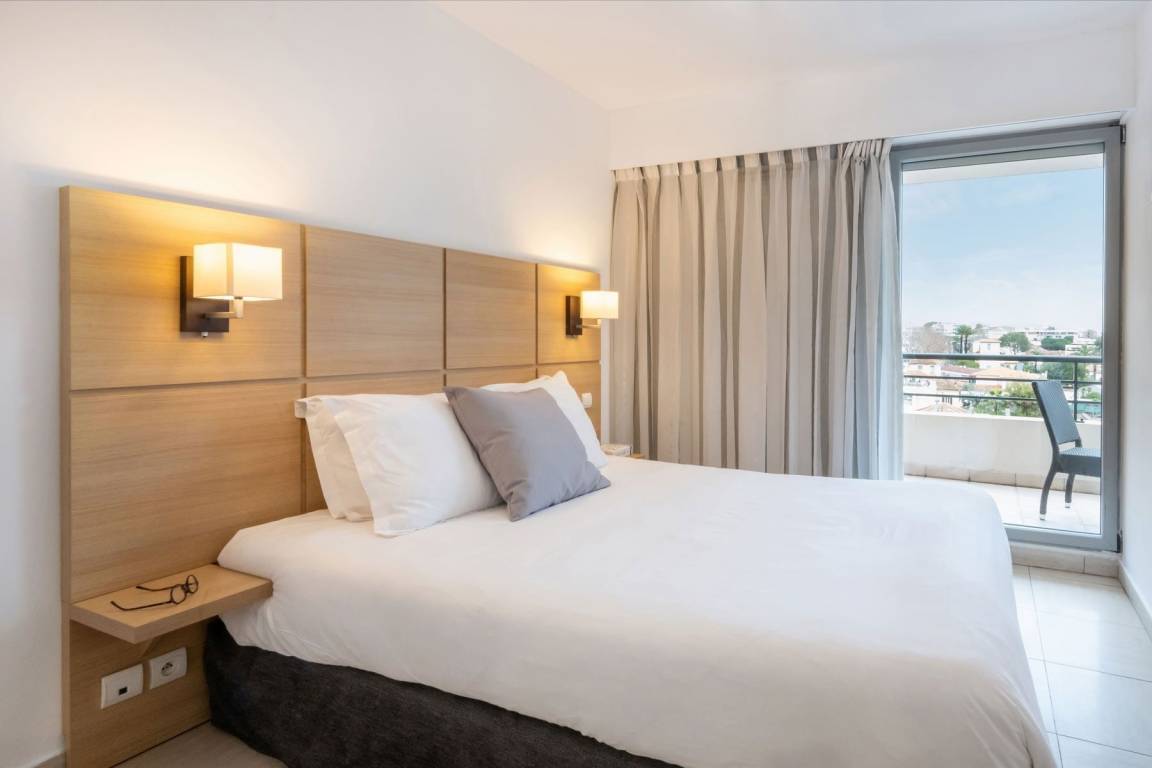 64 M² Appartement En Copropriété ∙ 2 Chambres ∙ 8 Personnes - La Colle-sur-Loup