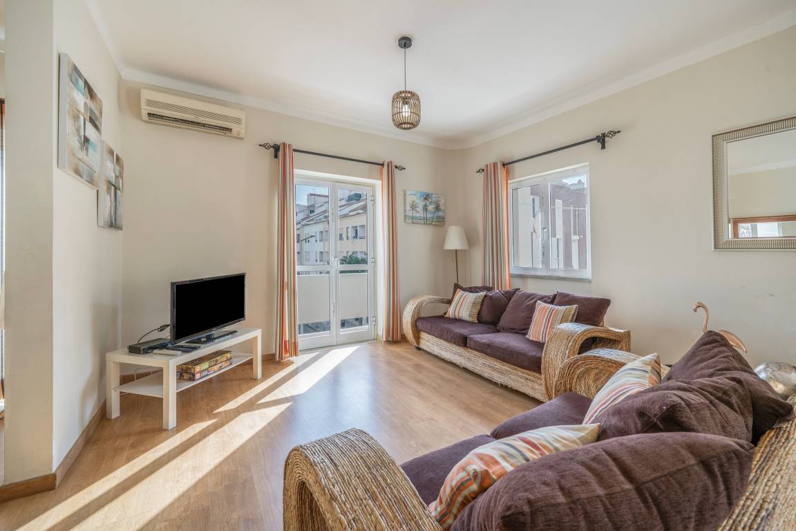 78 M² Huis ∙ 2 Slaapkamers ∙ 6 Gasten - Armação de Pêra