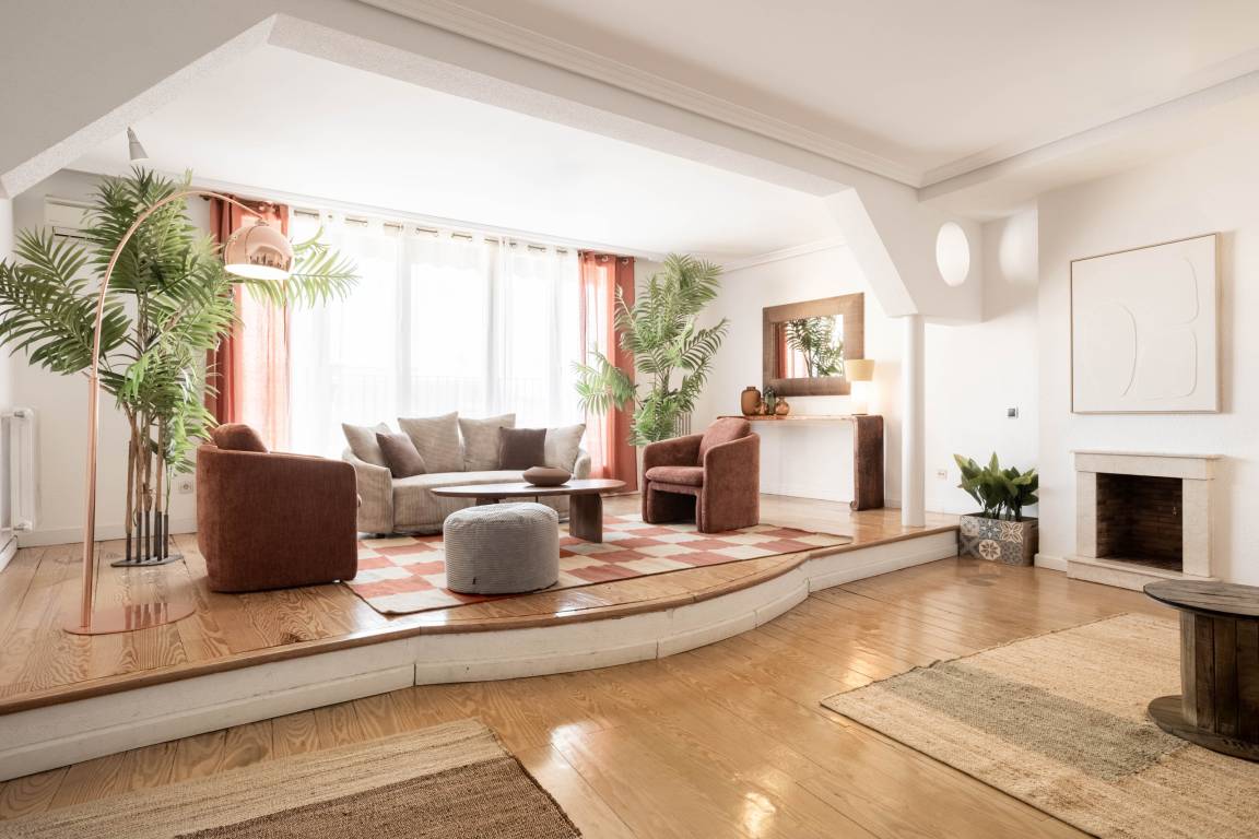 300 M² Appartamento Vacanza ∙ 5 Camere Da Letto ∙ 11 Ospiti - Madrid