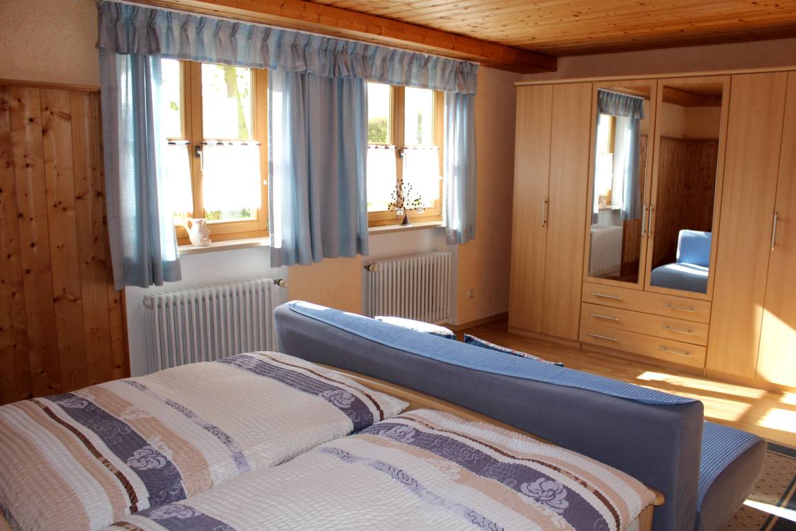 55 M² Ferienwohnung ∙ 1 Schlafzimmer ∙ 4 Gäste - Bodenmais