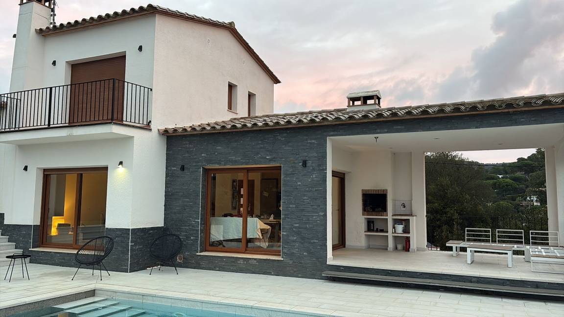 214 M² Villa ∙ 3 Schlafzimmer ∙ 6 Gäste - Palamós